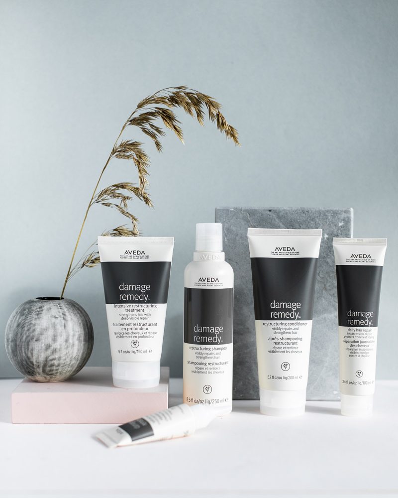 Cheveux abîmés et fourchus : la routine pour les remettre sur pied ...