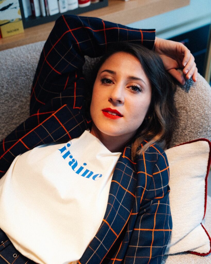 Claire Chust dans Scènes de Ménages : « Je crois que Leslie me contamine » - Le Prescripteur