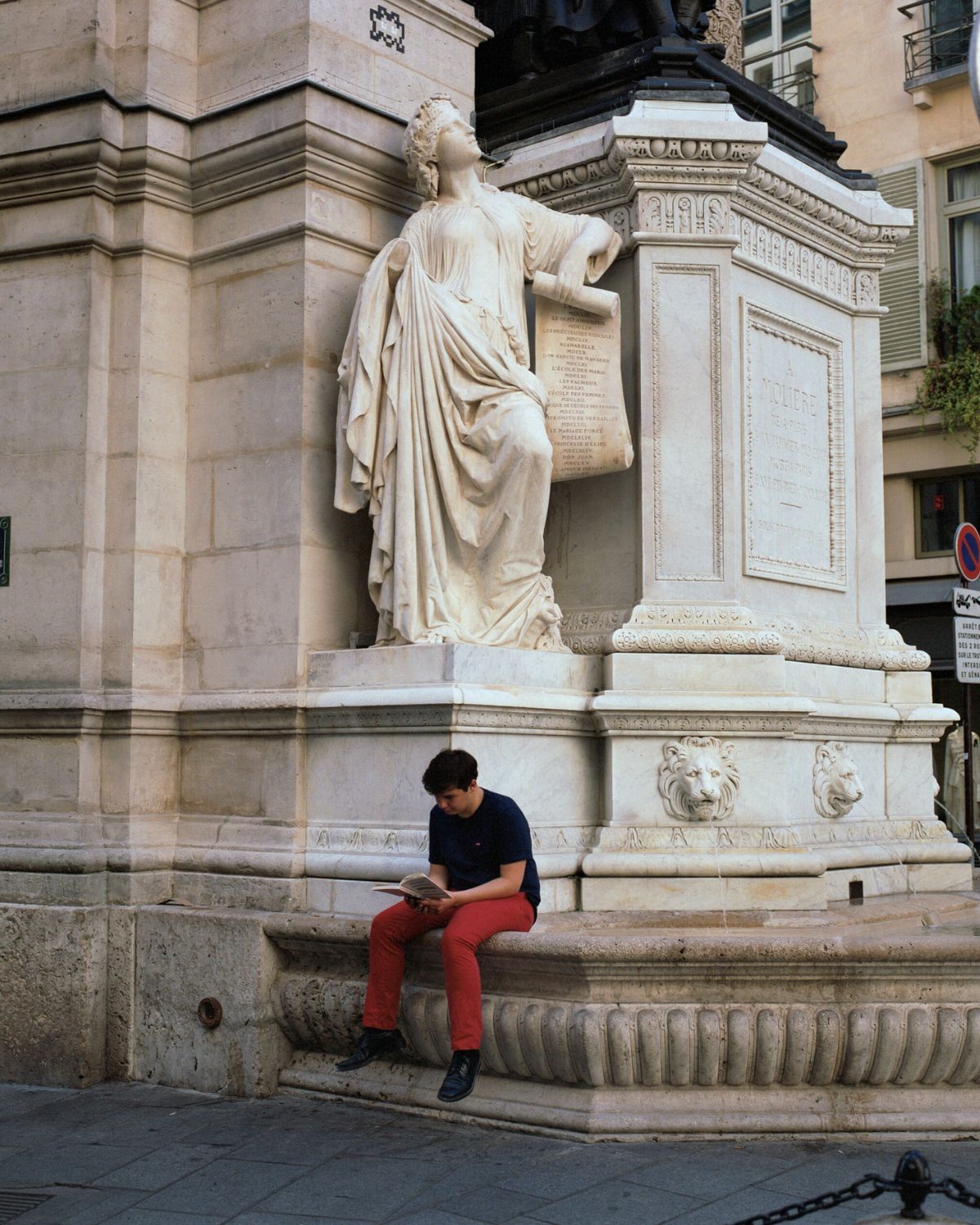 Paris est un livre : quand Alexis Margowski célèbre son amour de papier ...